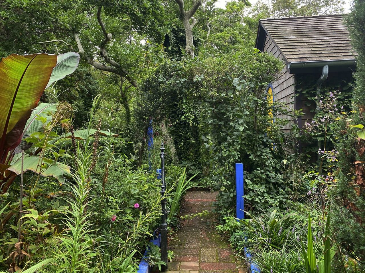 Robert Dash’s Madoo – World Sensorium / Conservancy